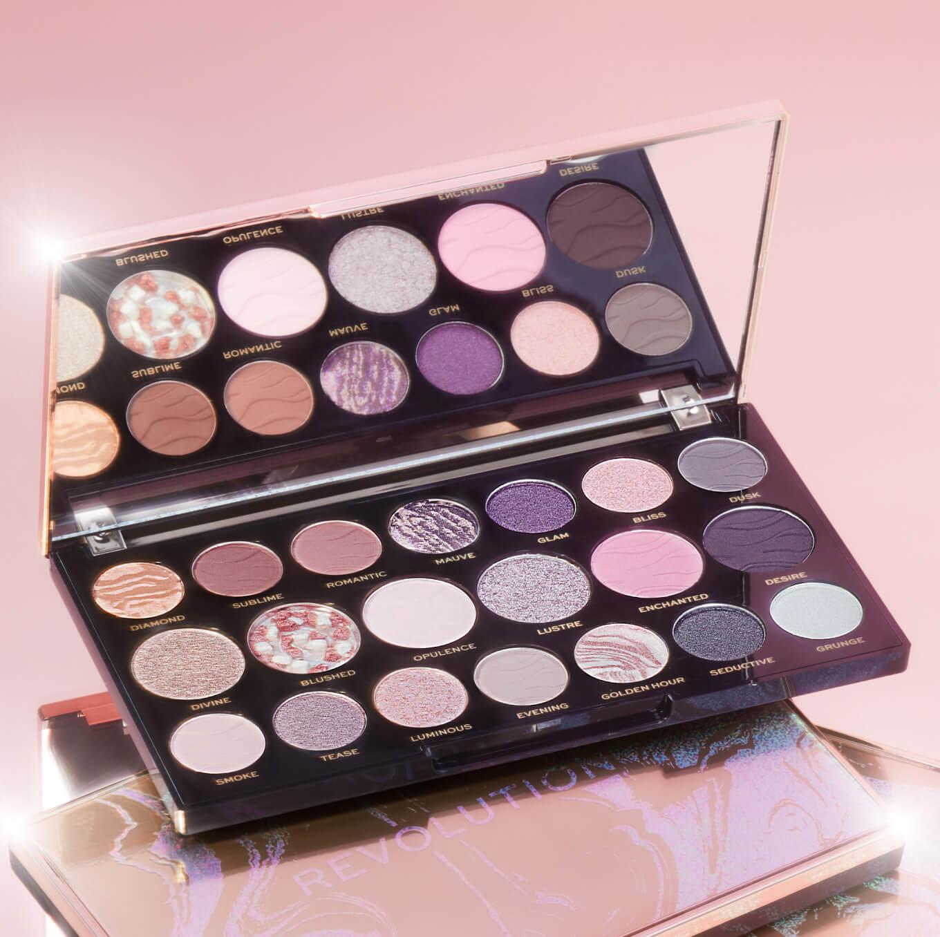 Revolution Beauty | Berceau de Makeup Revolution